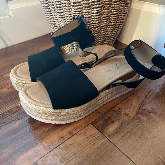 Forever 21 | Shoes | Wedge Sandles | Poshmark